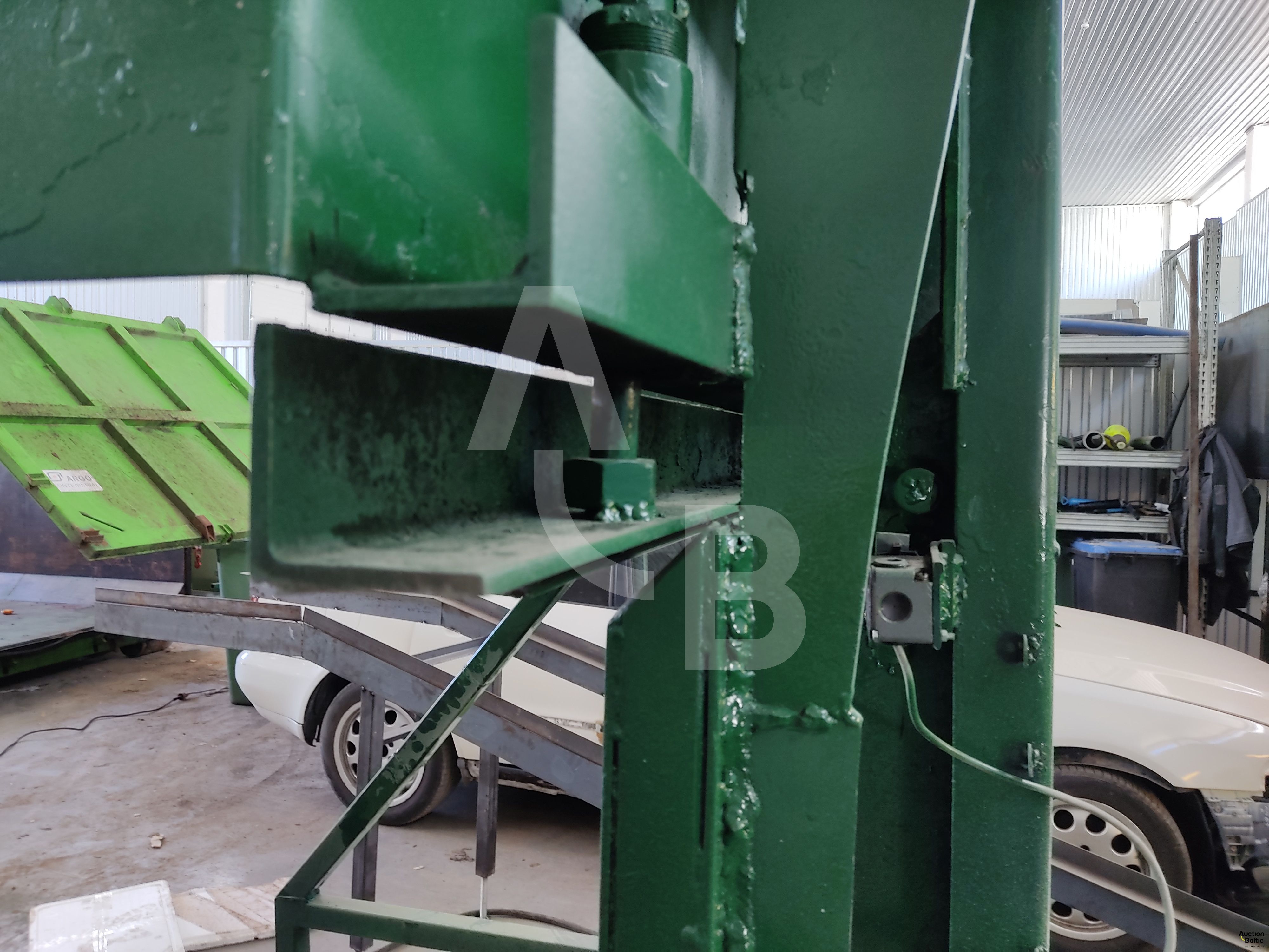 Hydraulic container tipper (Konteinerių išvertėjas) » Auction Baltic