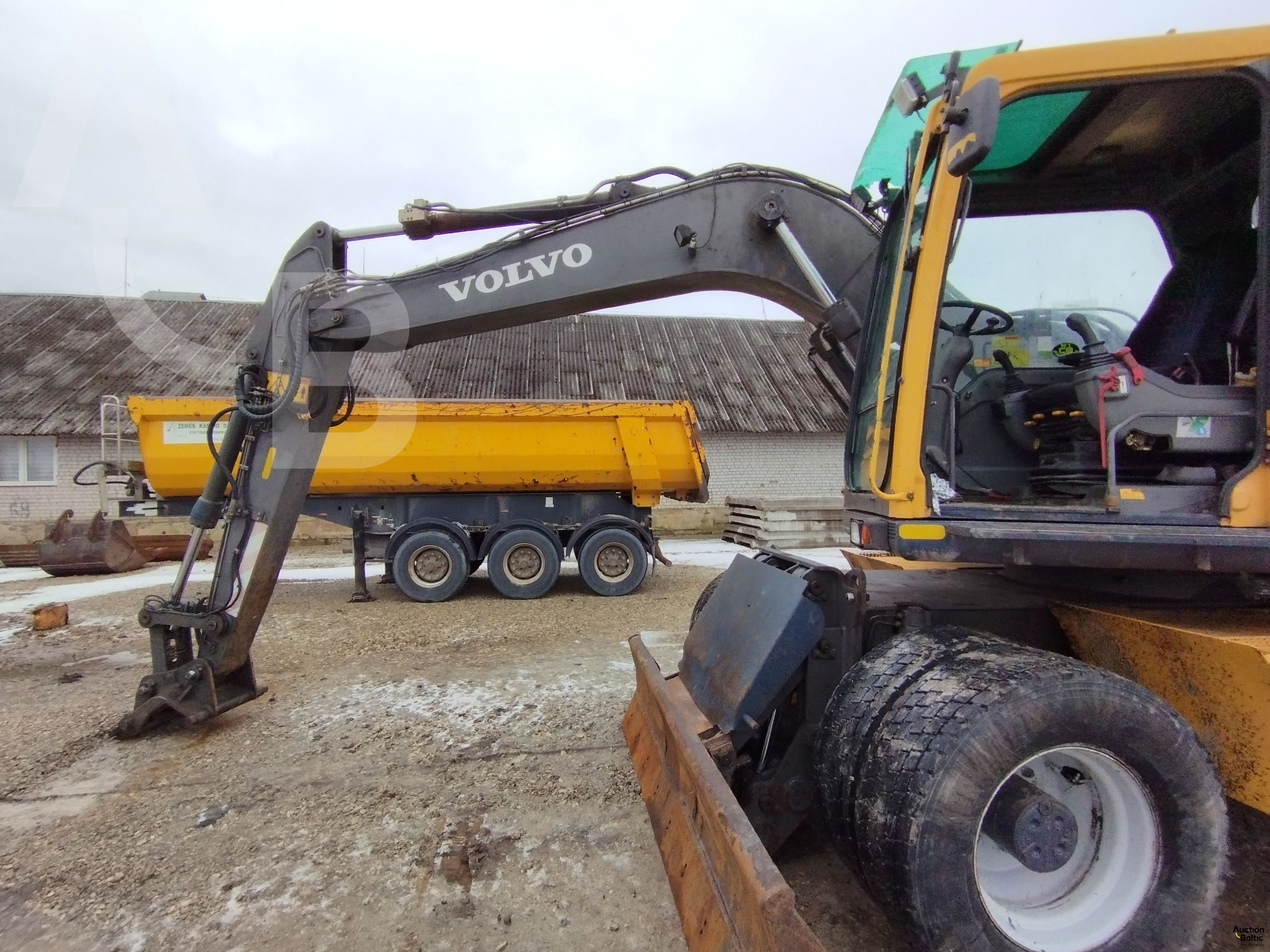 Volvo EW 140 B » Auction Baltic