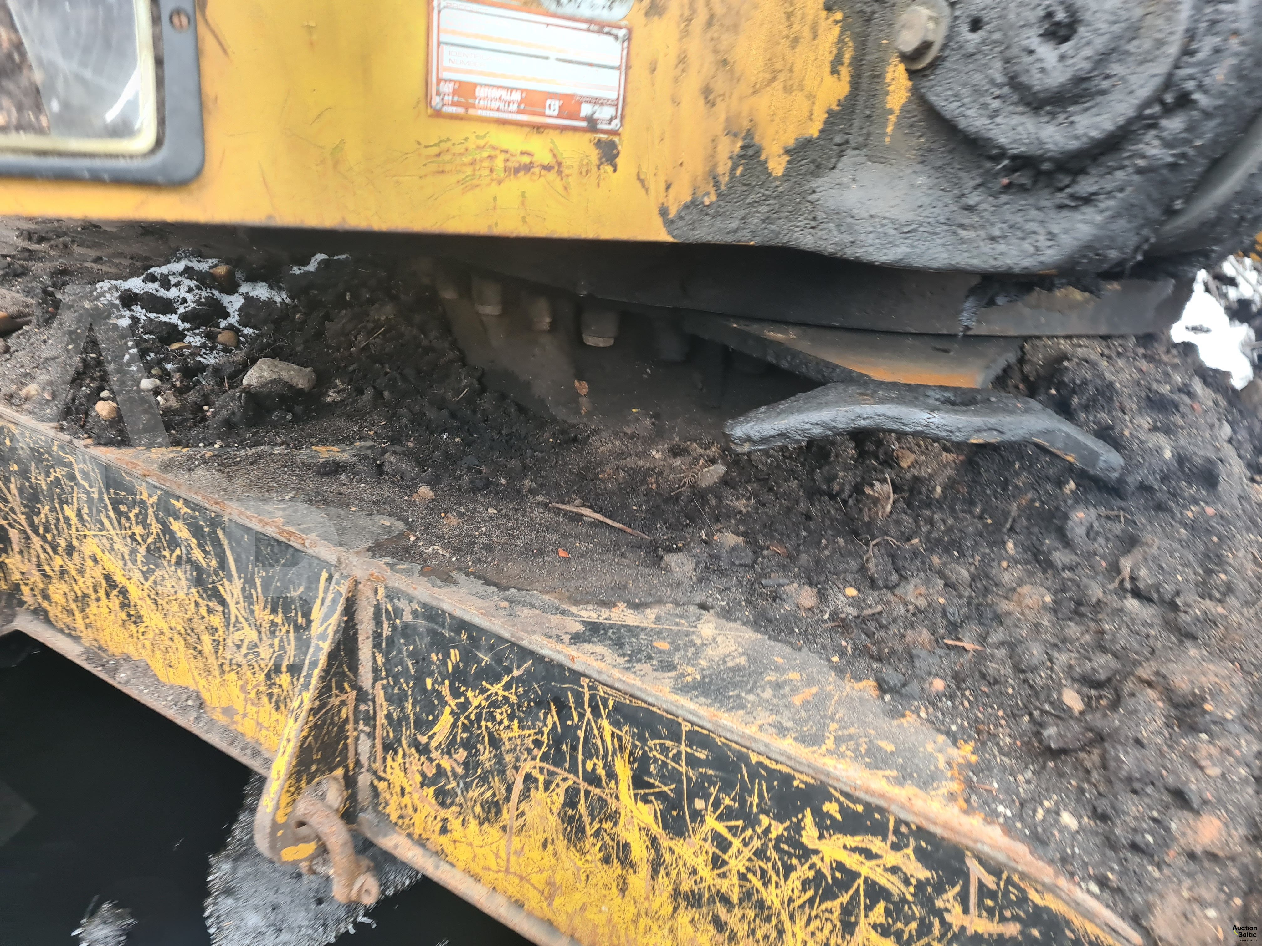 Caterpillar 213 B LC » Auction Baltic