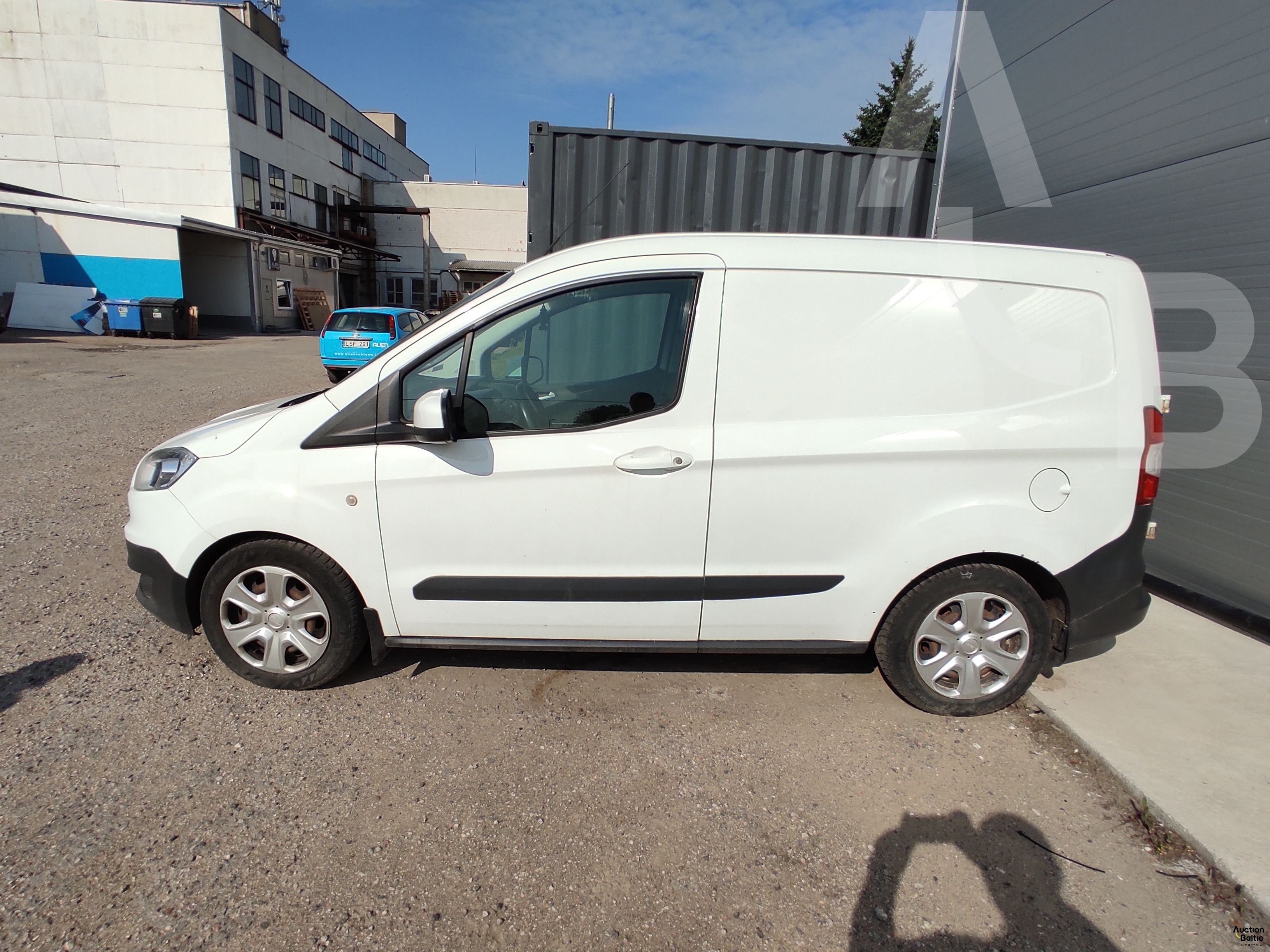 Ford Transit Courier » Auction Baltic