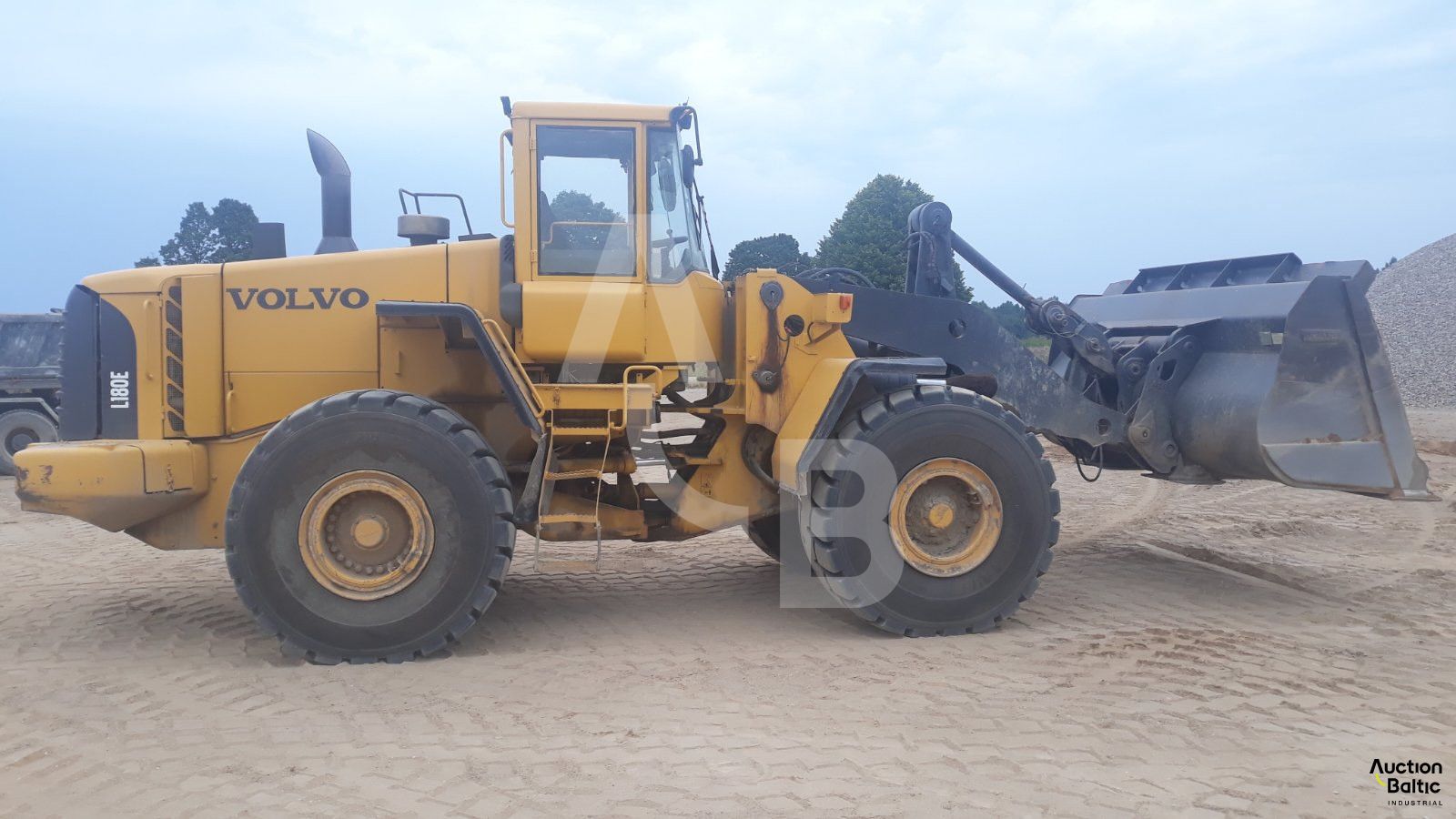 Volvo L 180 E » Auction Baltic