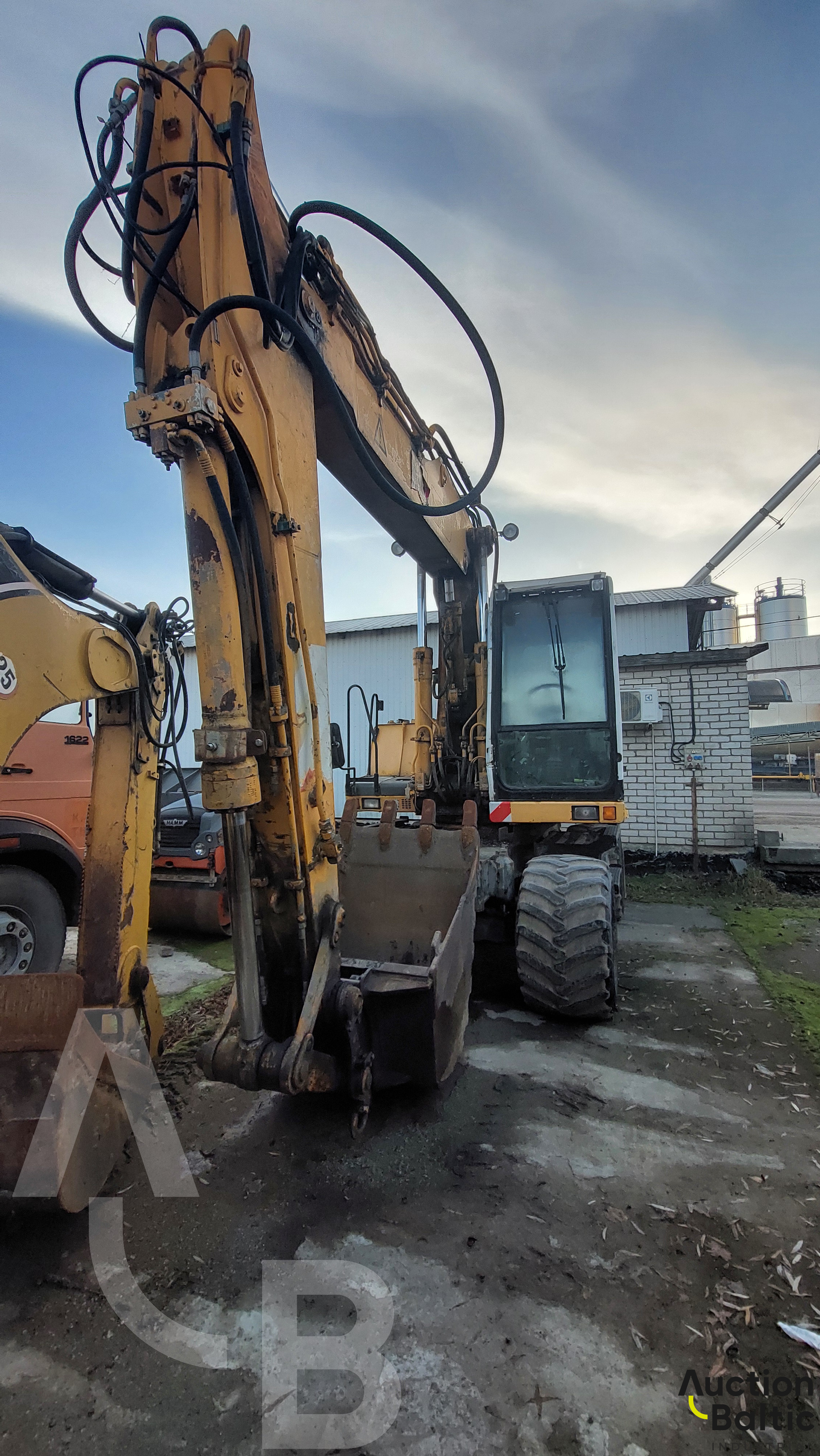 Liebherr A 904 Litronic » Auction Baltic
